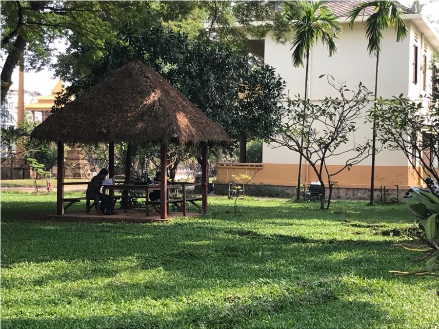 Wat Damnak Center for Khmer studies library – A library in a Buddhist ...