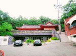 Cheongun Literature Library – a mix of modern and traditional – Library ...