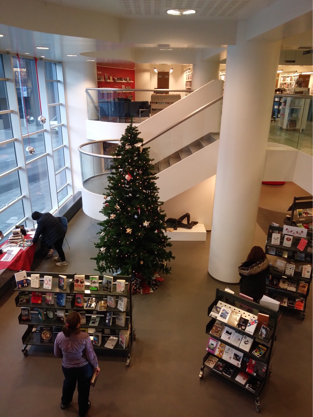 Menningarhús Grófinni library in Reykjavik – infographics and a very ...
