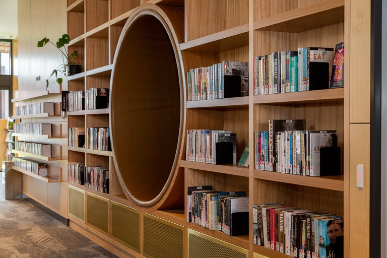 Hyphen Library Gallery, Wodonga, Victoria, Australia – Library Planet